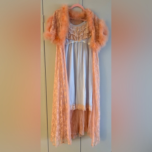 Jenelle of California | Other | Vintage Pink Lace Robe With Feather ...